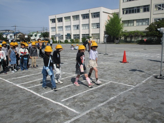 八潮市立大原小学校 | 学校日記 | 交通案全教室 1・2年